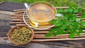11 Health Benefits of Moringa Tea: You Should Know About - Naturally Daily