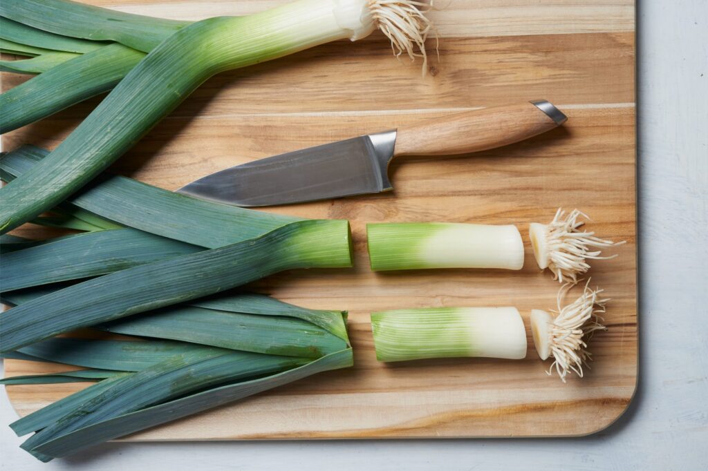 6 Leek Substitutes in Soup and Other Recipes with Uses - Naturally Daily
