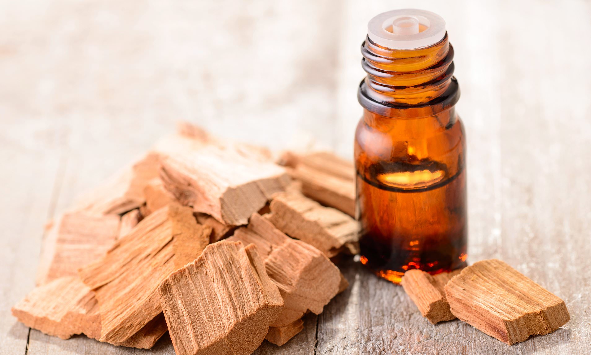 16 Essential Oils for Fever and How to Use Them - Naturally Daily