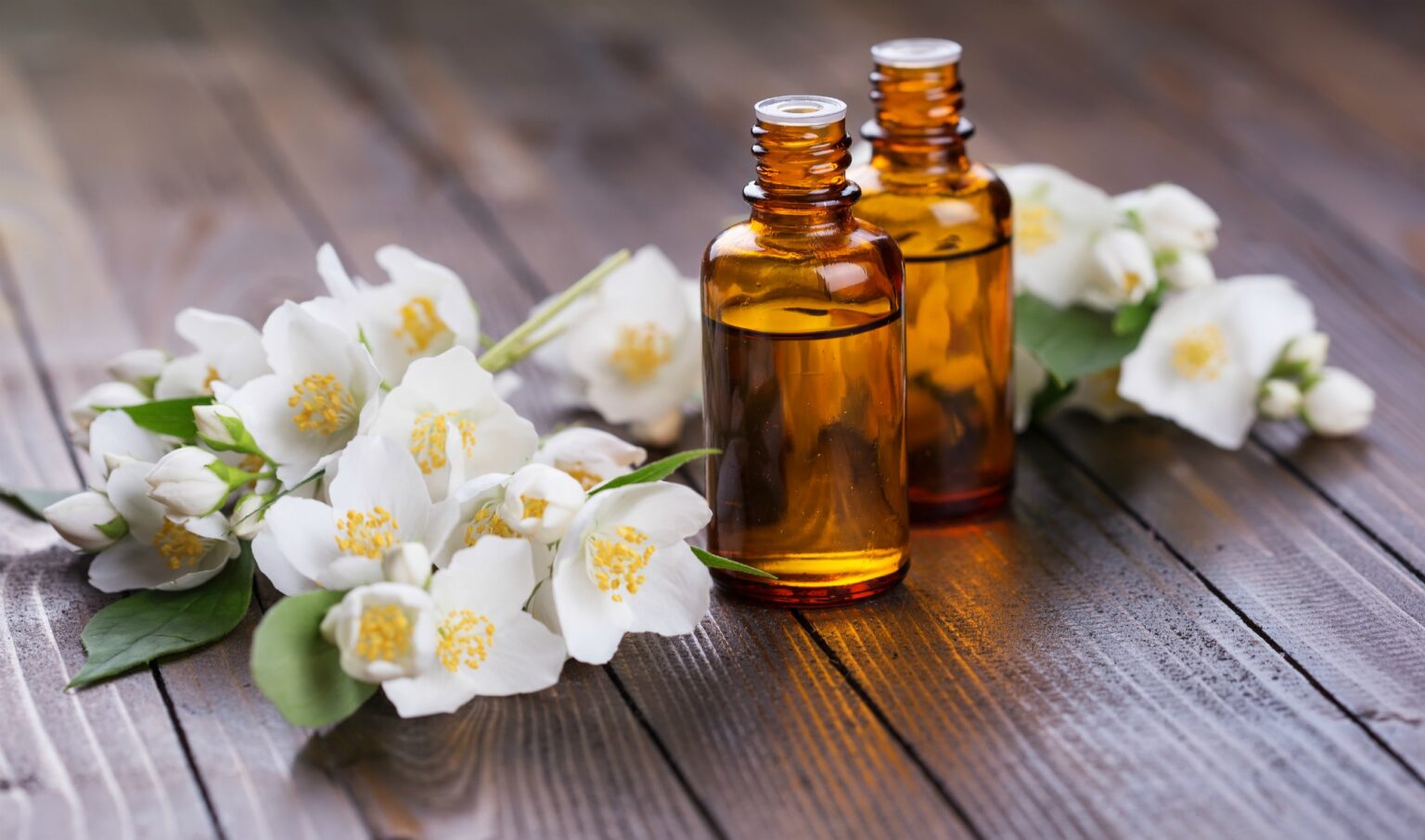 Nag Champa Essential Oil: Potential Benefits & Uses