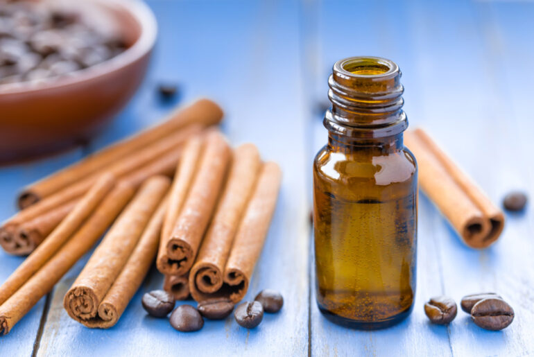 8 Essential Oils for Neti Pot: Allergies and Sinus Infection ...